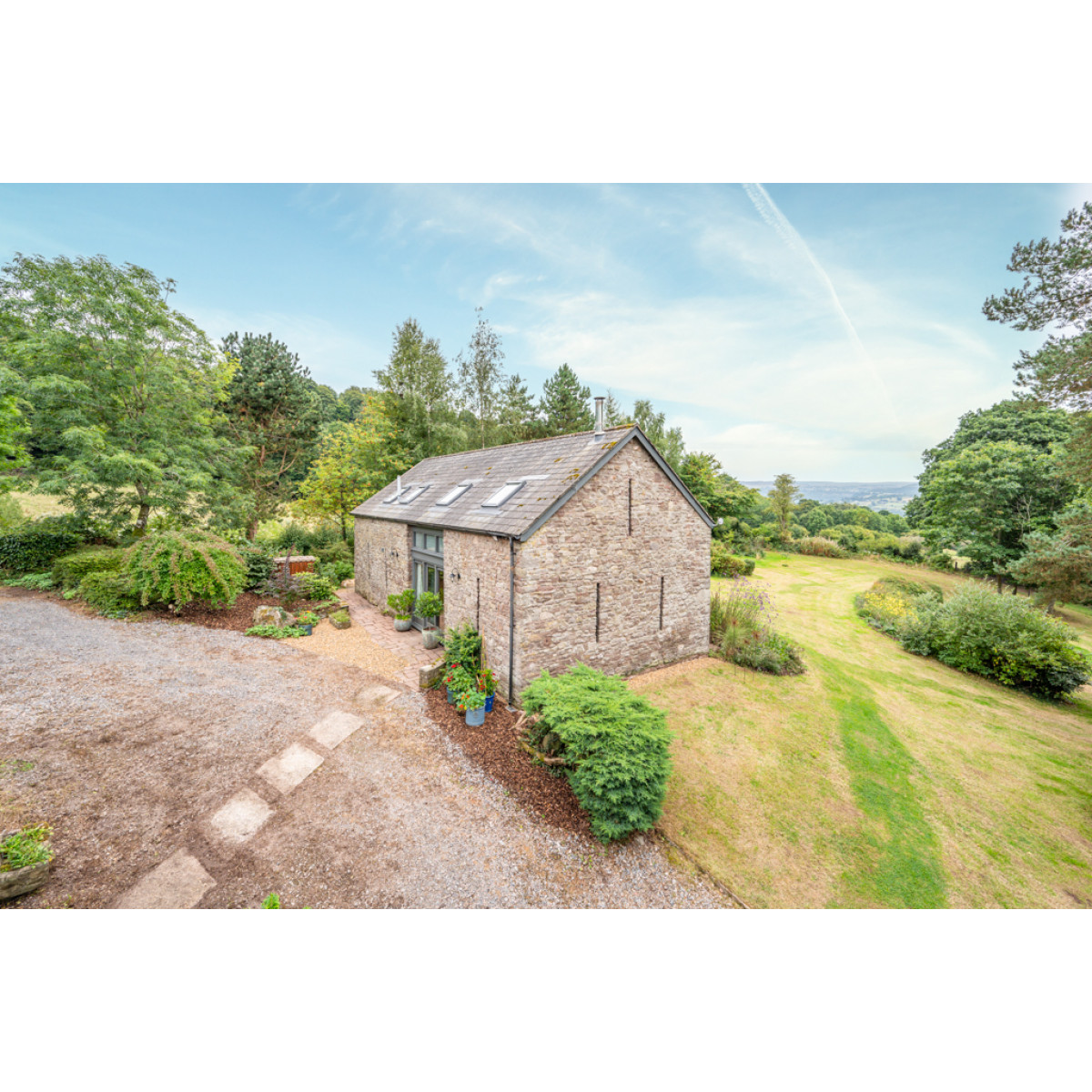 Cwm Isha, Llangenny, Crickhowell » Powells Rural Agency