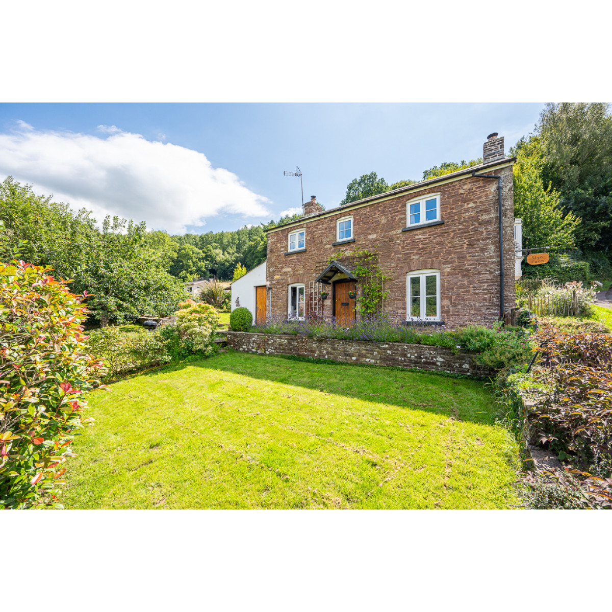 Glyn Farm, Farhill, Llanishen, Chepstow » Powells Rural Agency