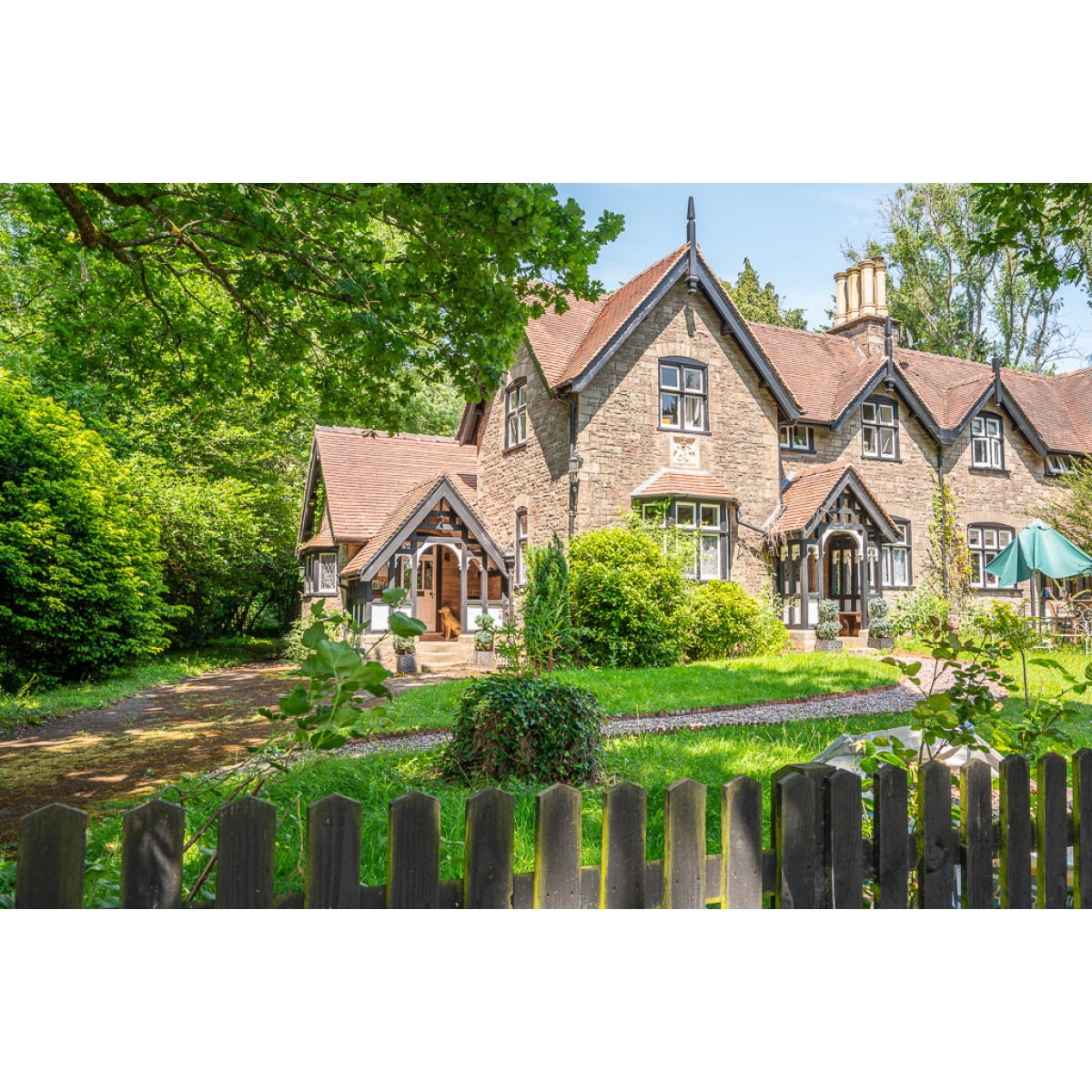 The Old Post Office, The Hendre, Monmouth, Monmouthshire » Powells ...