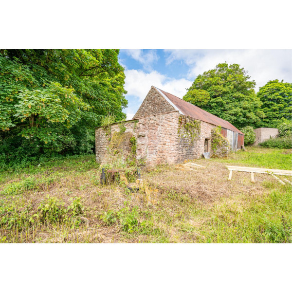 Ty Mawr Farm Barns, Lydart, Monmouth, Monmouthshire » Powells Rural Agency