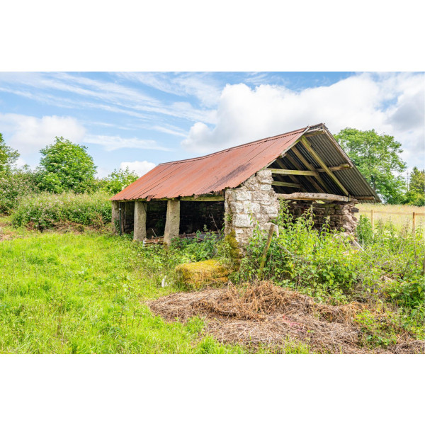 Ty Mawr Farm Barns, Lydart, Monmouth, Monmouthshire » Powells Rural Agency