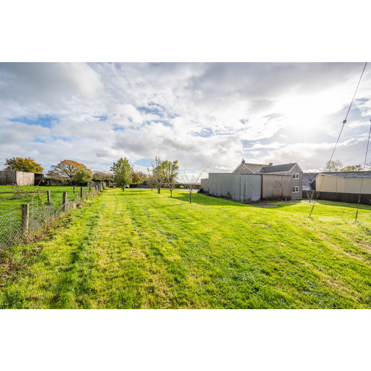 Ty Nant, Llanddewi Rhydderch, Abergavenny, Monmouthshire » Powells ...